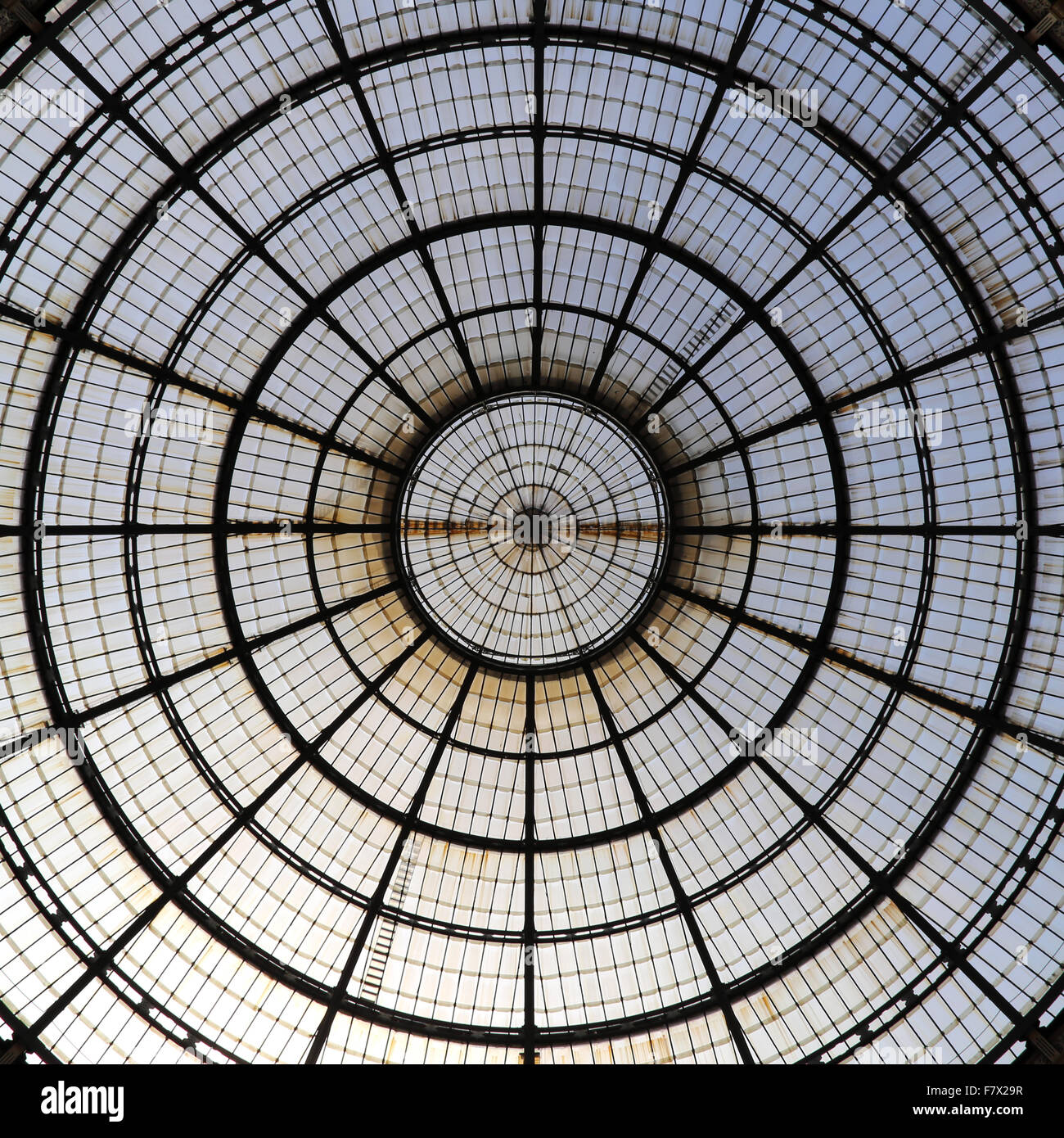 Modern glass roof circular hi-res stock photography and images - Alamy