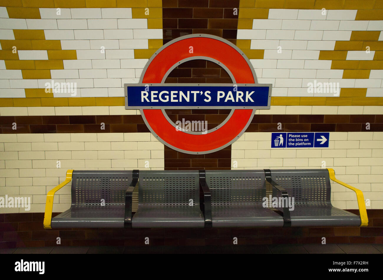 London underground Metropolitan line Regent`s Park Station Stock Photo ...