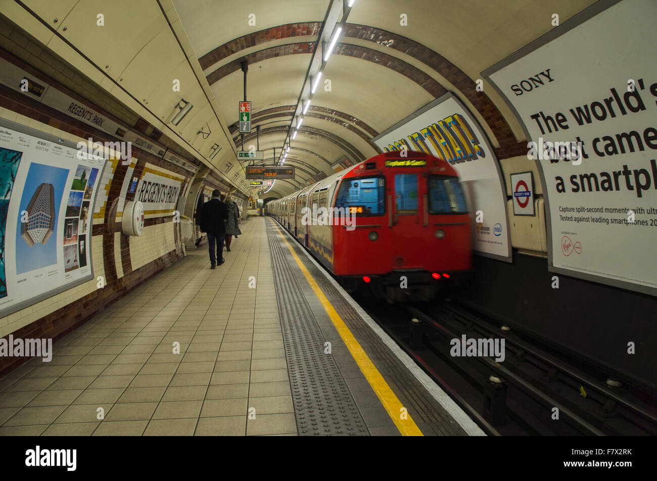 London underground Metropolitan line Regent`s Park Station Stock Photo ...