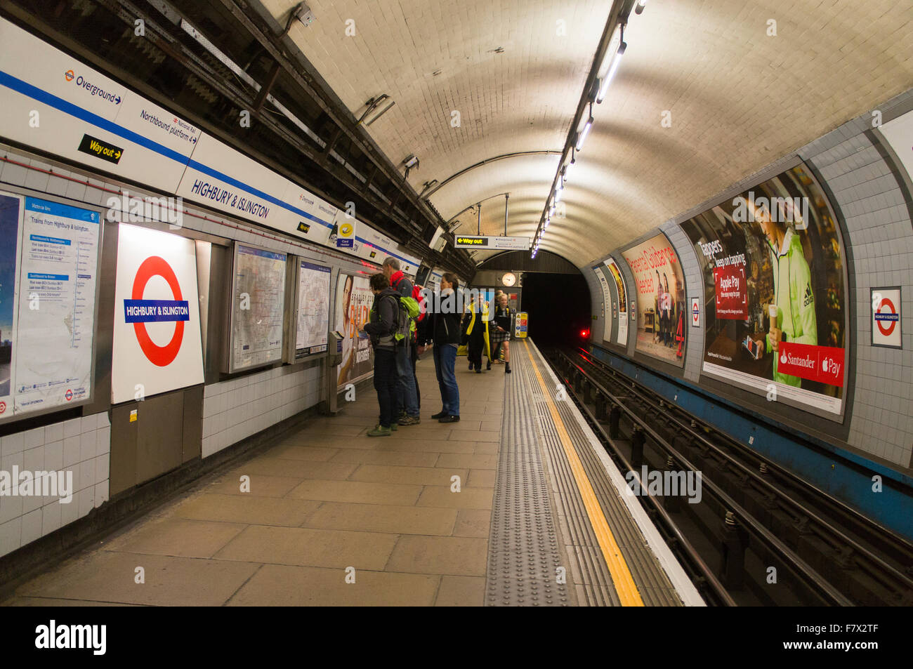 London underground Victoria line Highbury & Islington Station Stock ...
