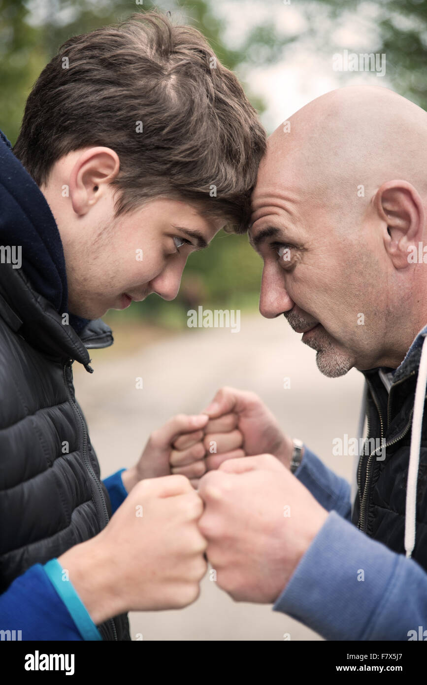 One head, two faces hi-res stock photography and images - Alamy