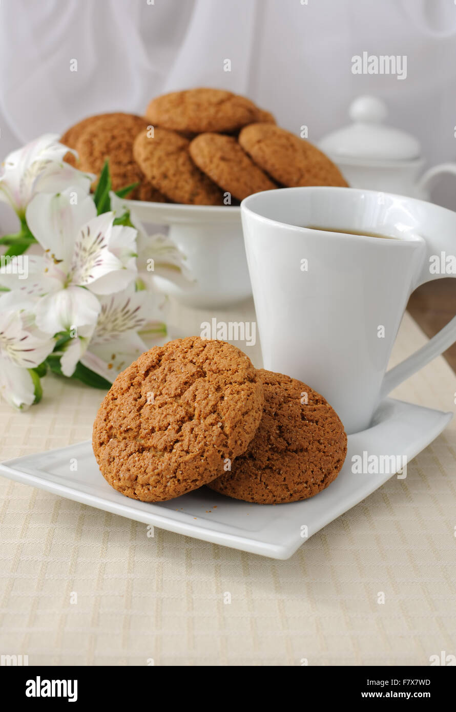 Morning cup of tea with oatmeal cookies Stock Photo - Alamy