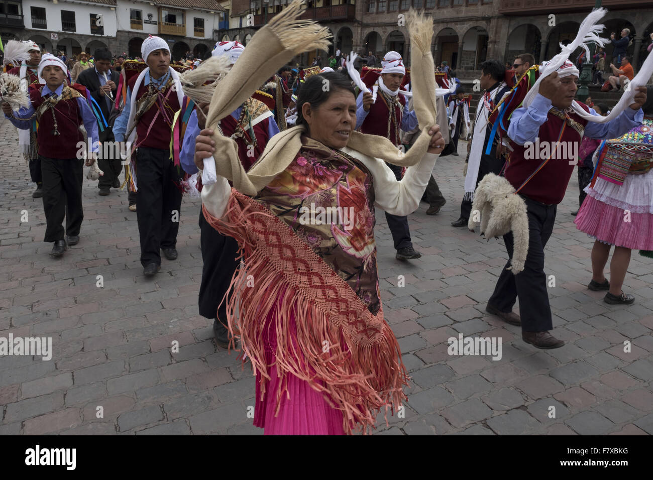 Members of associations participating in the festival of Qoyllur Riti ...
