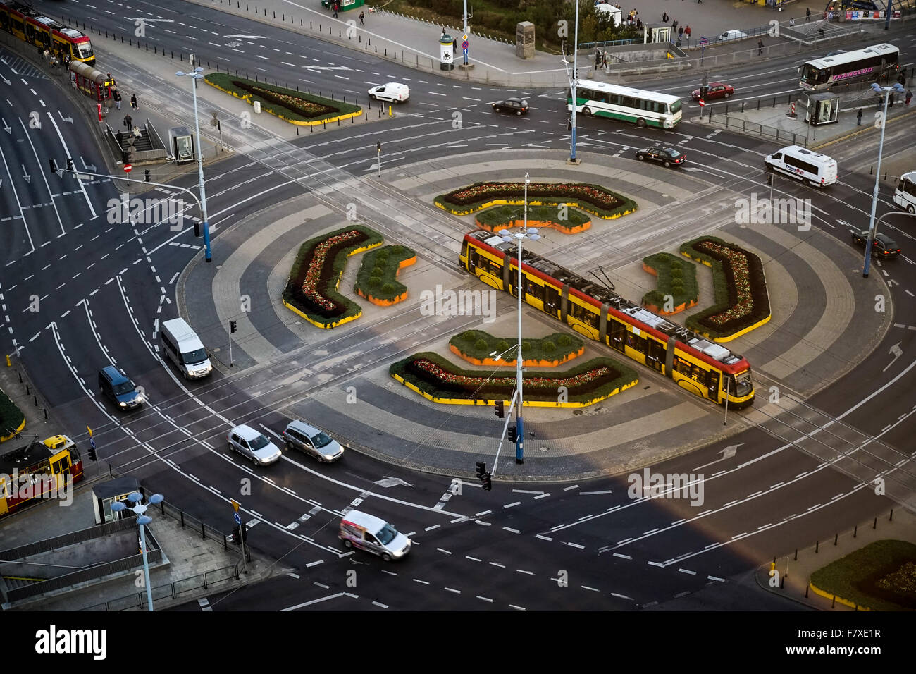 Large roundabout on Marszalkowska Street near Centrum tram station in ...