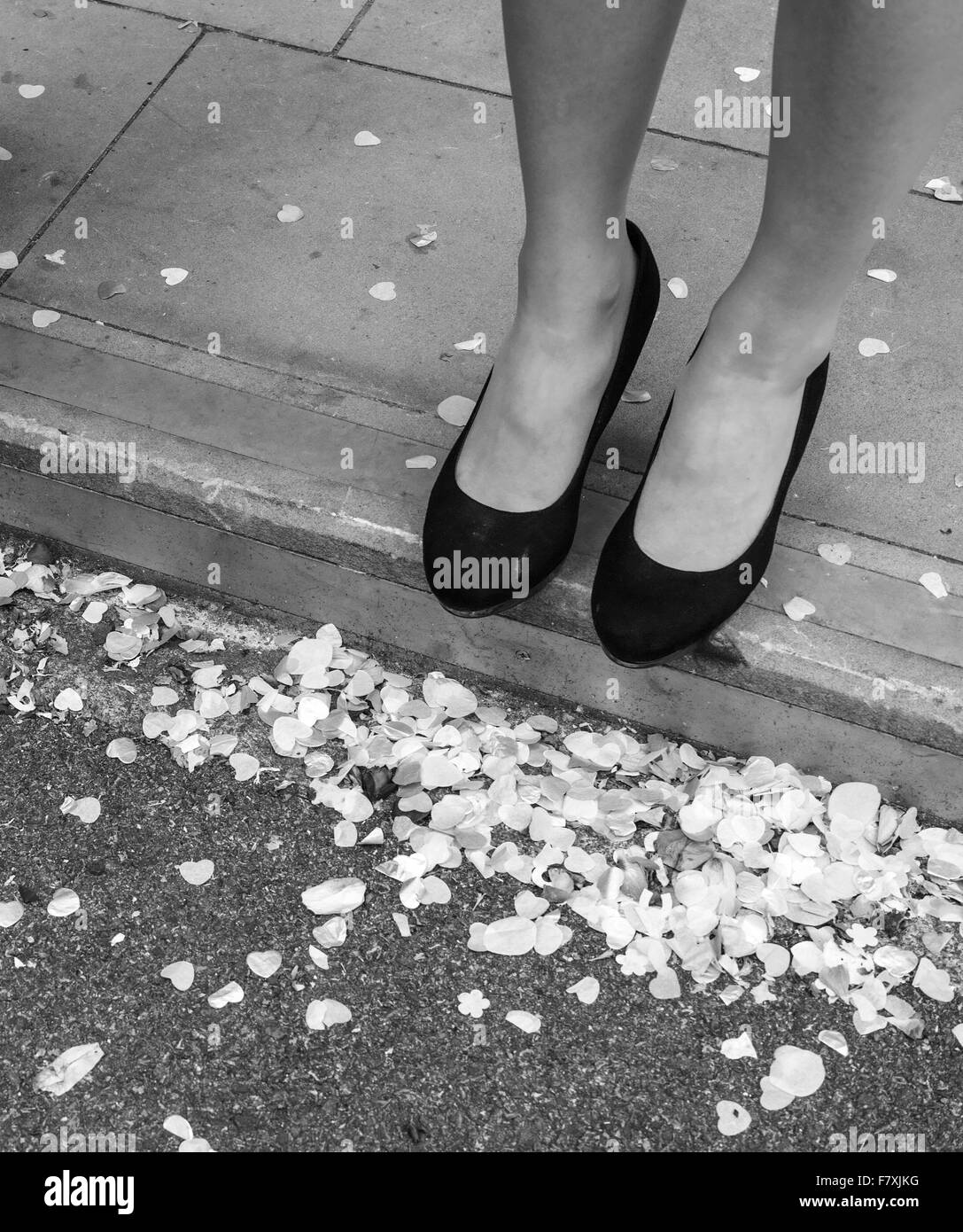 Confetti wedding Black and White Stock Photos & Images - Alamy