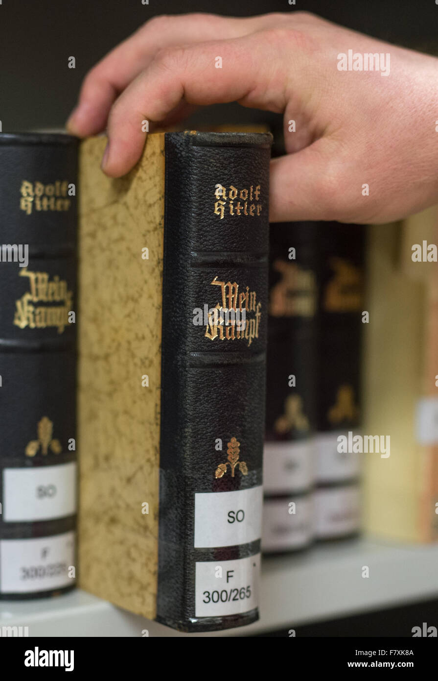 Adolf hitler mein kampf from hi-res stock photography and images - Alamy