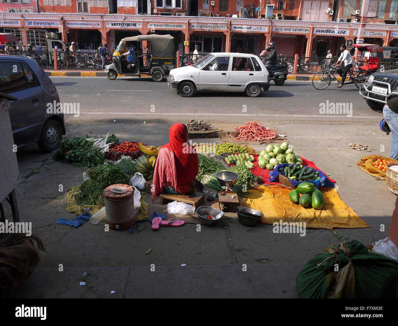 Vegetable vendor in jaipur rajasthan india hi-res stock photography and ...