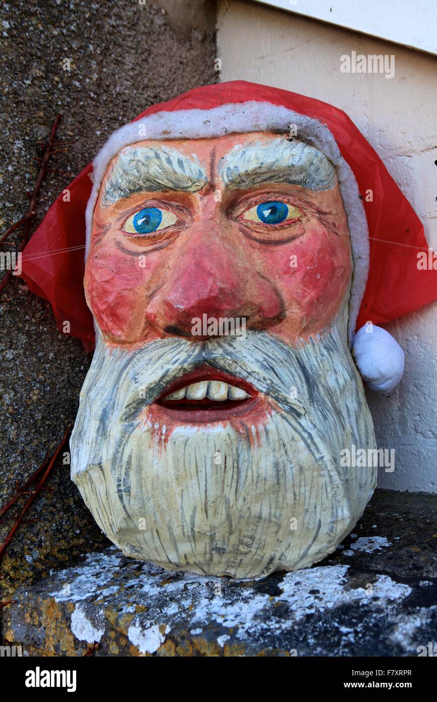 Santa claus head hi-res stock photography and images - Alamy