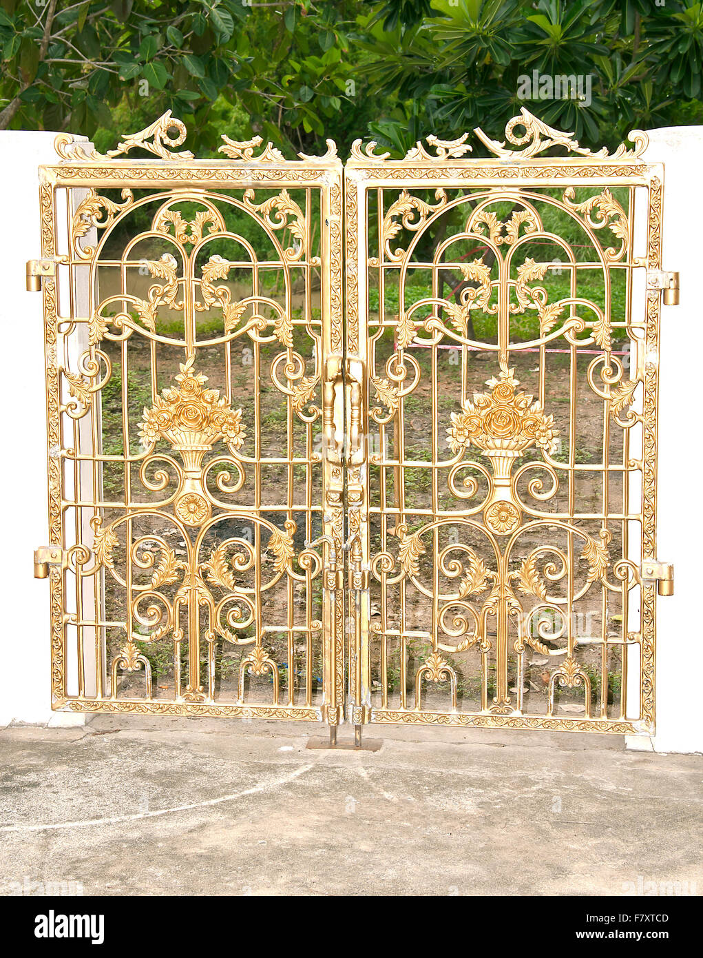 Steel door with a pattern of bending Stock Photo - Alamy