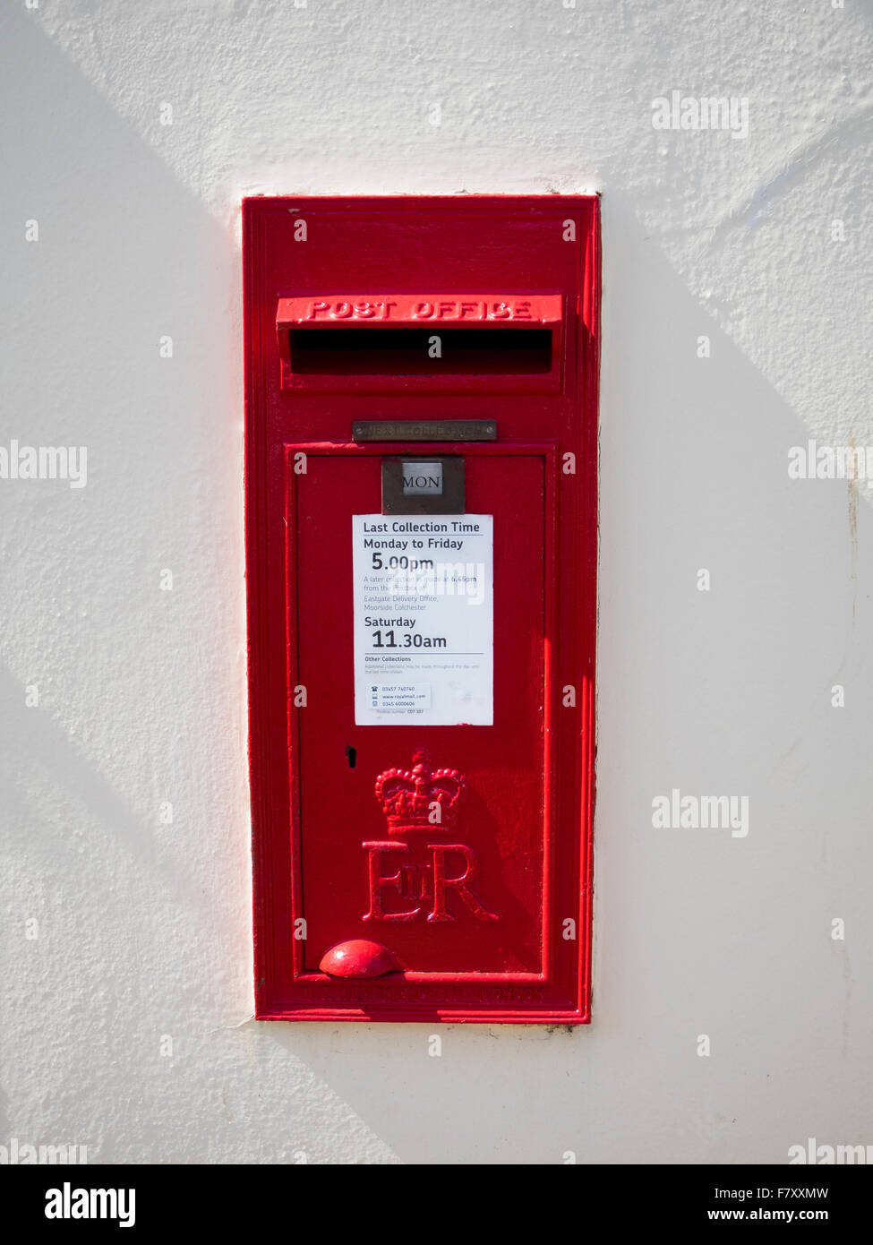red post office letter box Stock Photo - Alamy