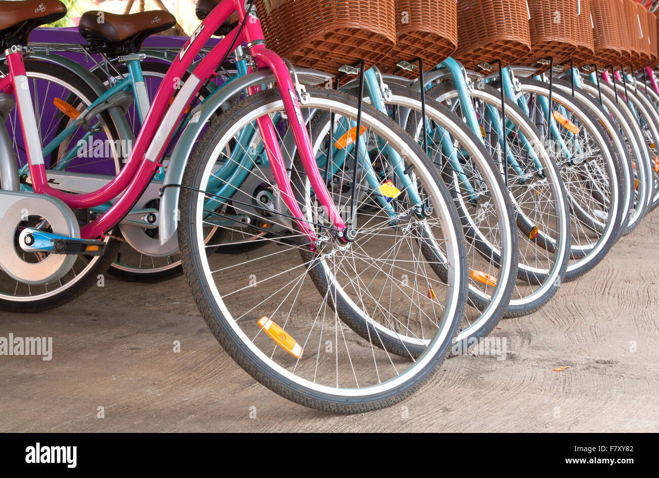 Group of bikes hi-res stock photography and images - Alamy