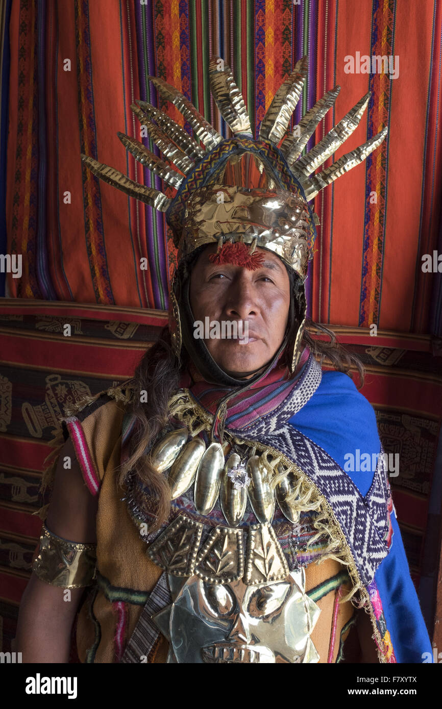 Inca clothing hi-res stock photography and images - Alamy