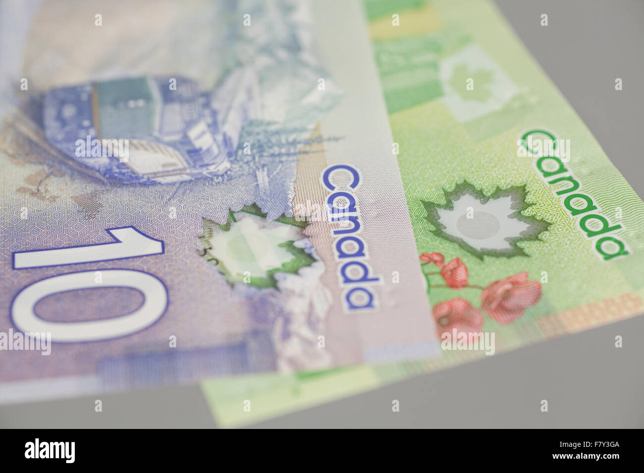 20 canadian dollar bill hi-res stock photography and images - Alamy