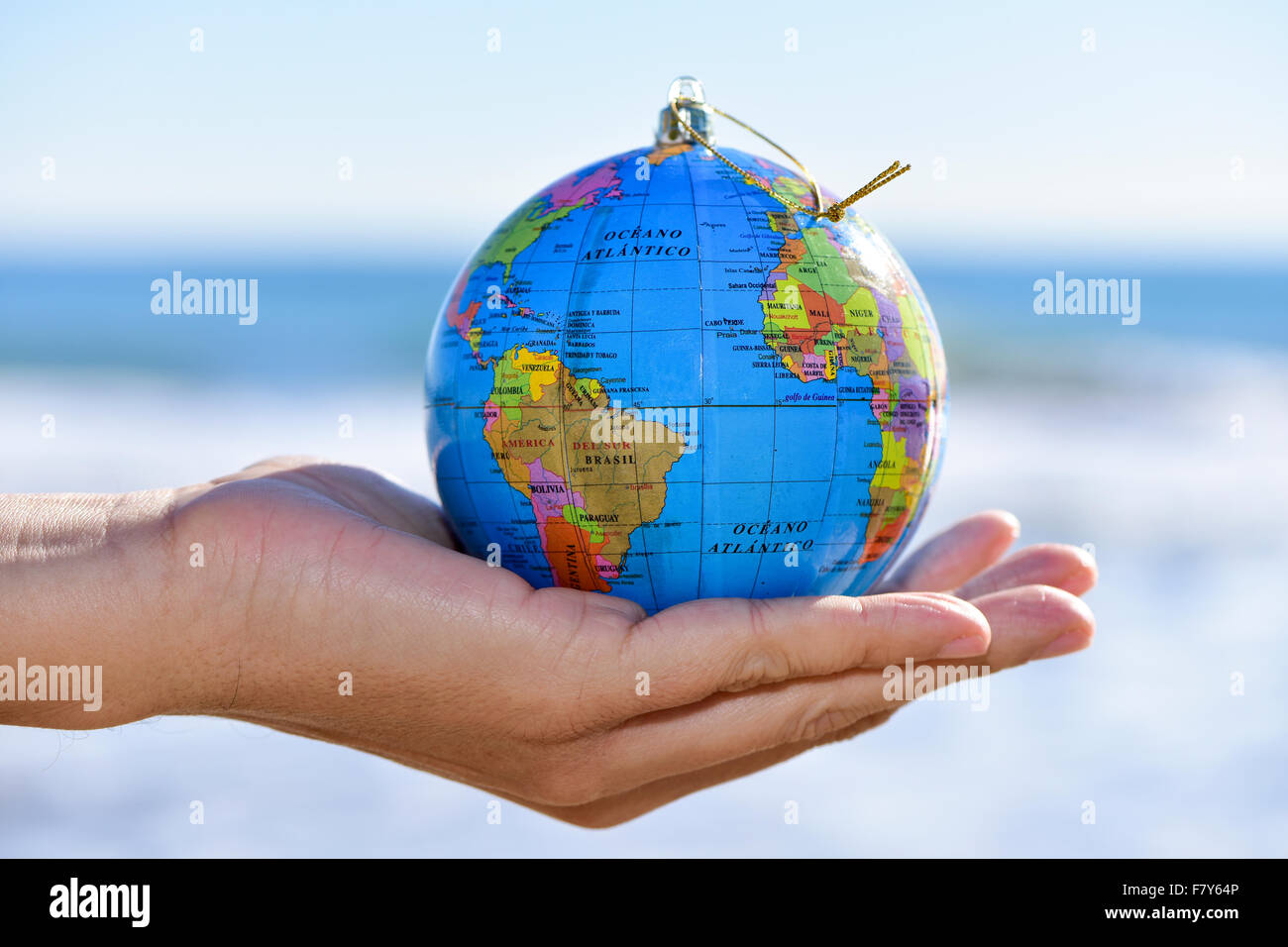 World globe beach ball hi-res stock photography and images - Alamy