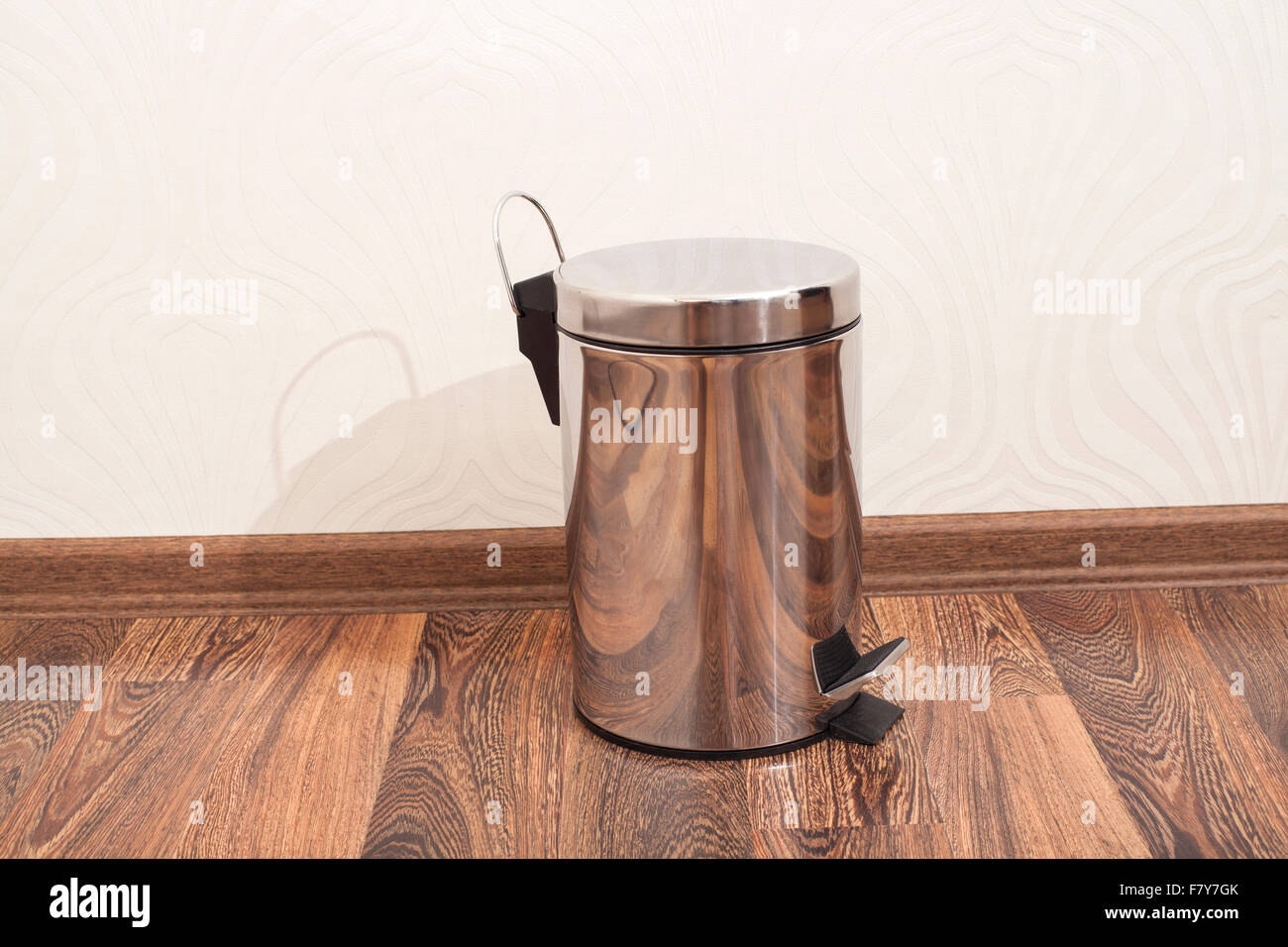 Garbage room hi-res stock photography and images - Alamy