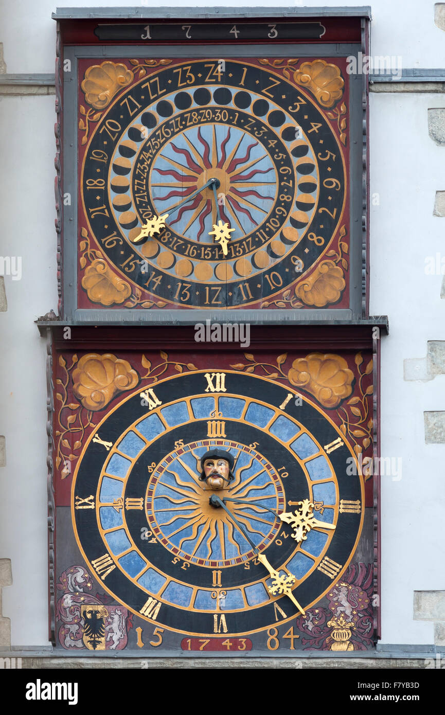Town clocks hi-res stock photography and images - Alamy