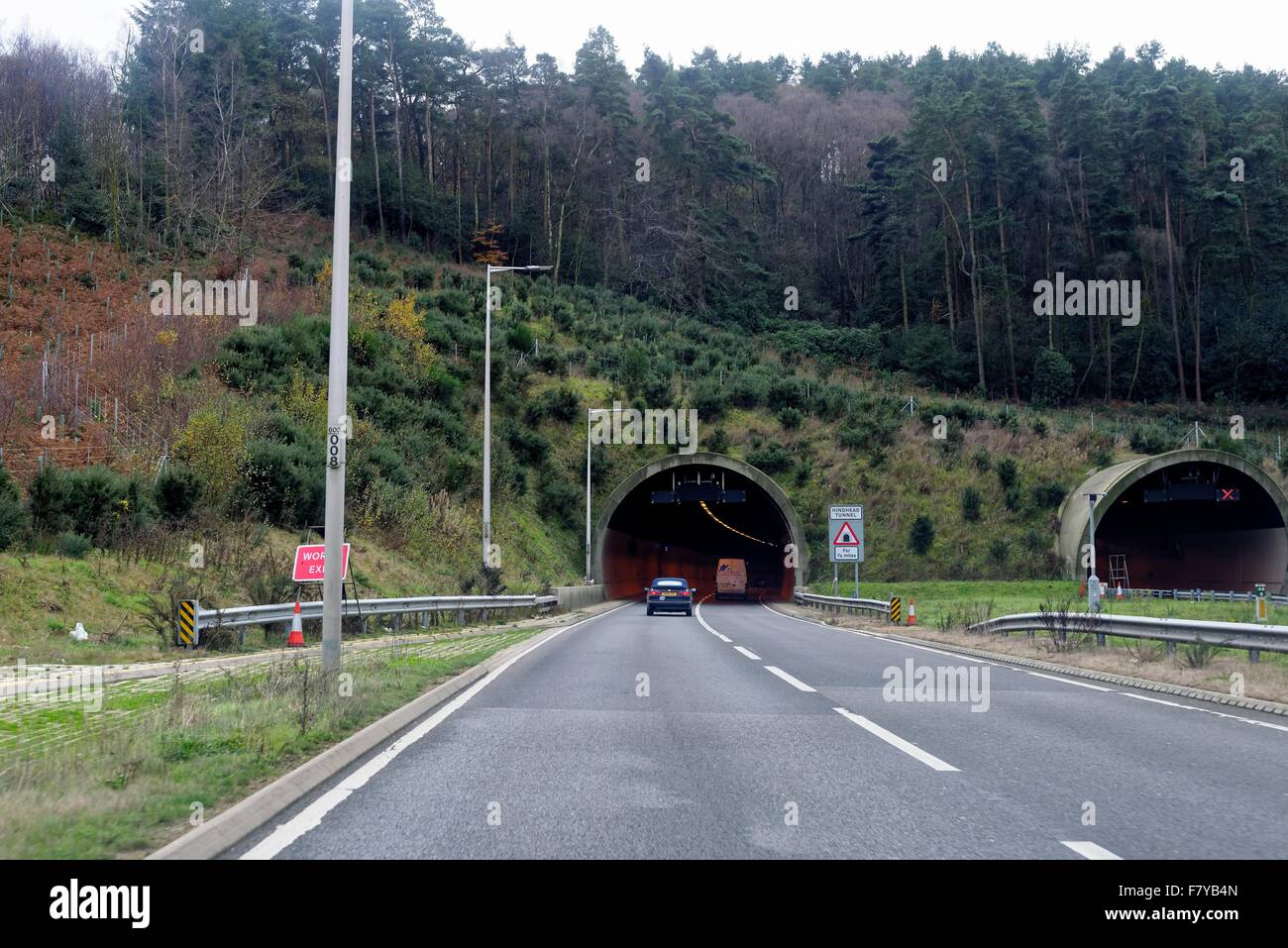 Road Tunnel Entrance Stock Photos & Road Tunnel Entrance Stock Images ...