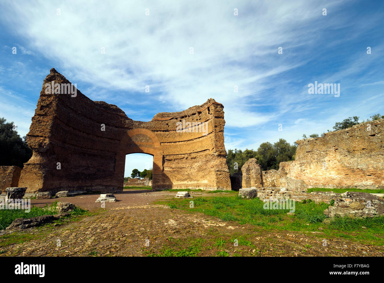 The exedra Imperial Palace Nymphaeum in Villa Adriana, Hadrian's Villa ...