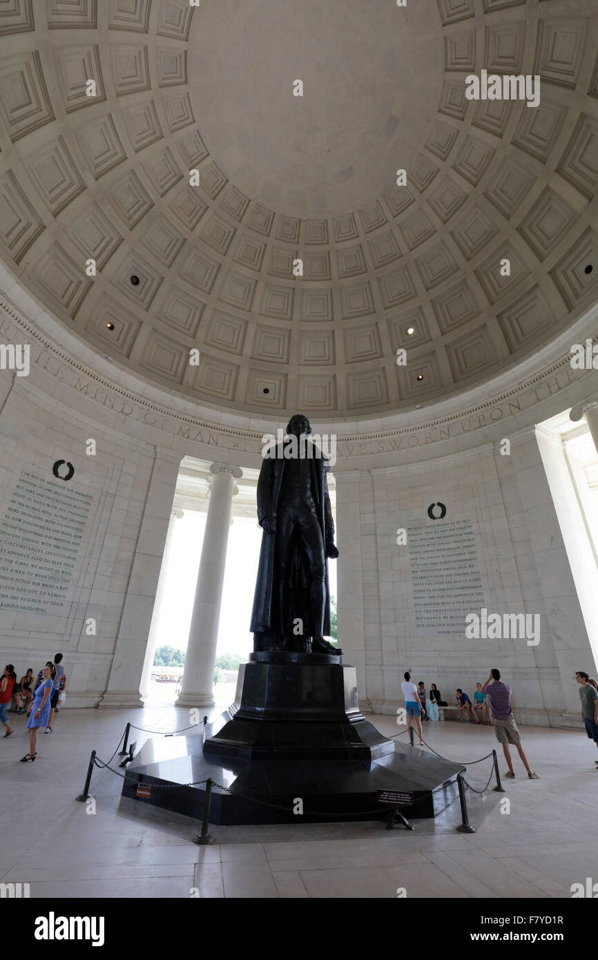 Statue of Thomas Jefferson by Rudulph Evans, Jefferson Memorial, The ...