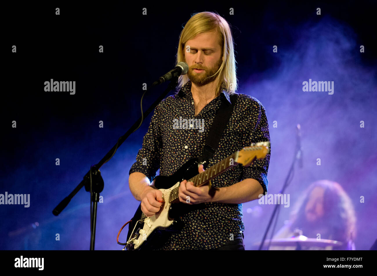 Belchatow, Poland. 3rd December, 2015. Luke Oldfield performs with ...