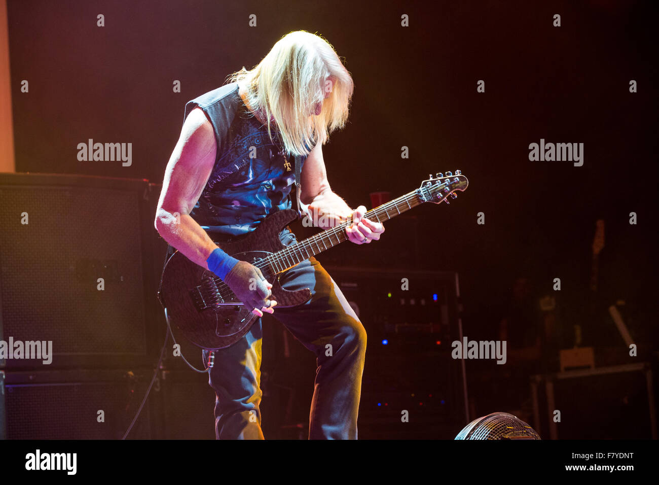 The O2, North Greenwich, London, UK, 3rd December 2015, Deep Purple at ...