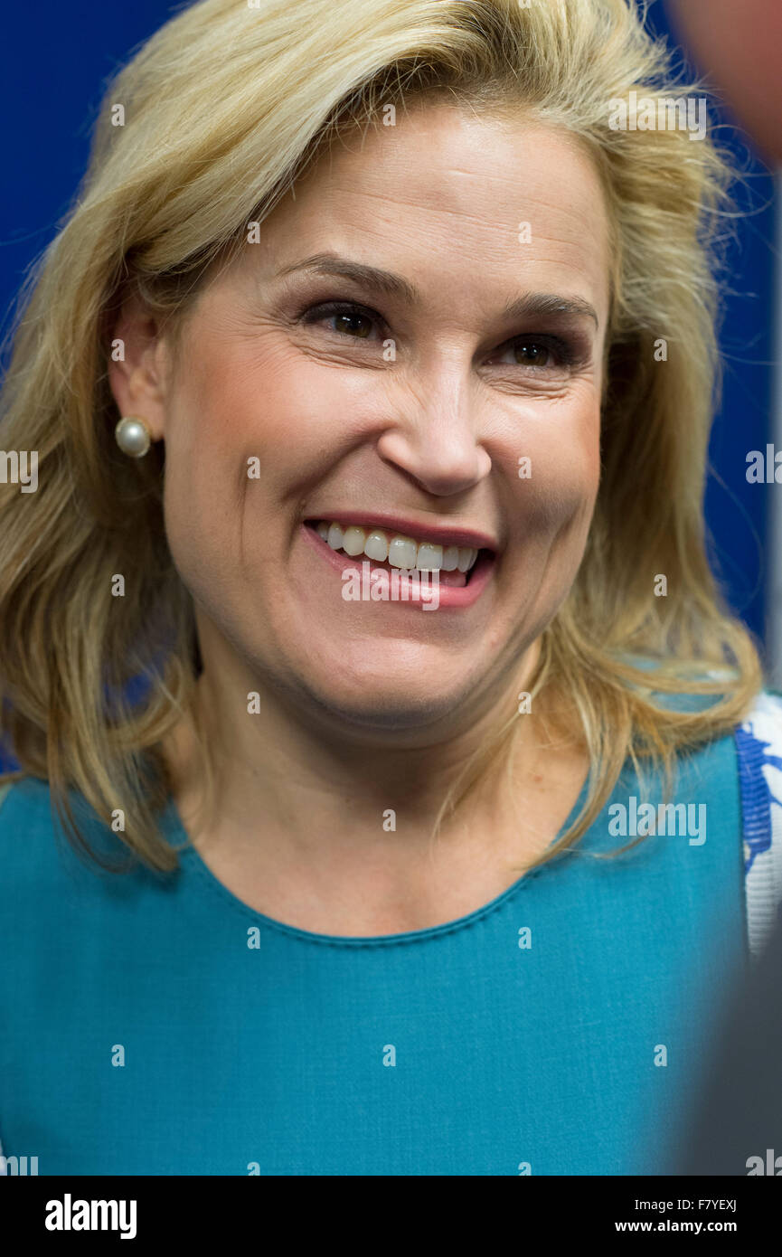 Heidi Cruz, wife of U.S. Sen. Ted Cruz of Texas, files papers to get ...