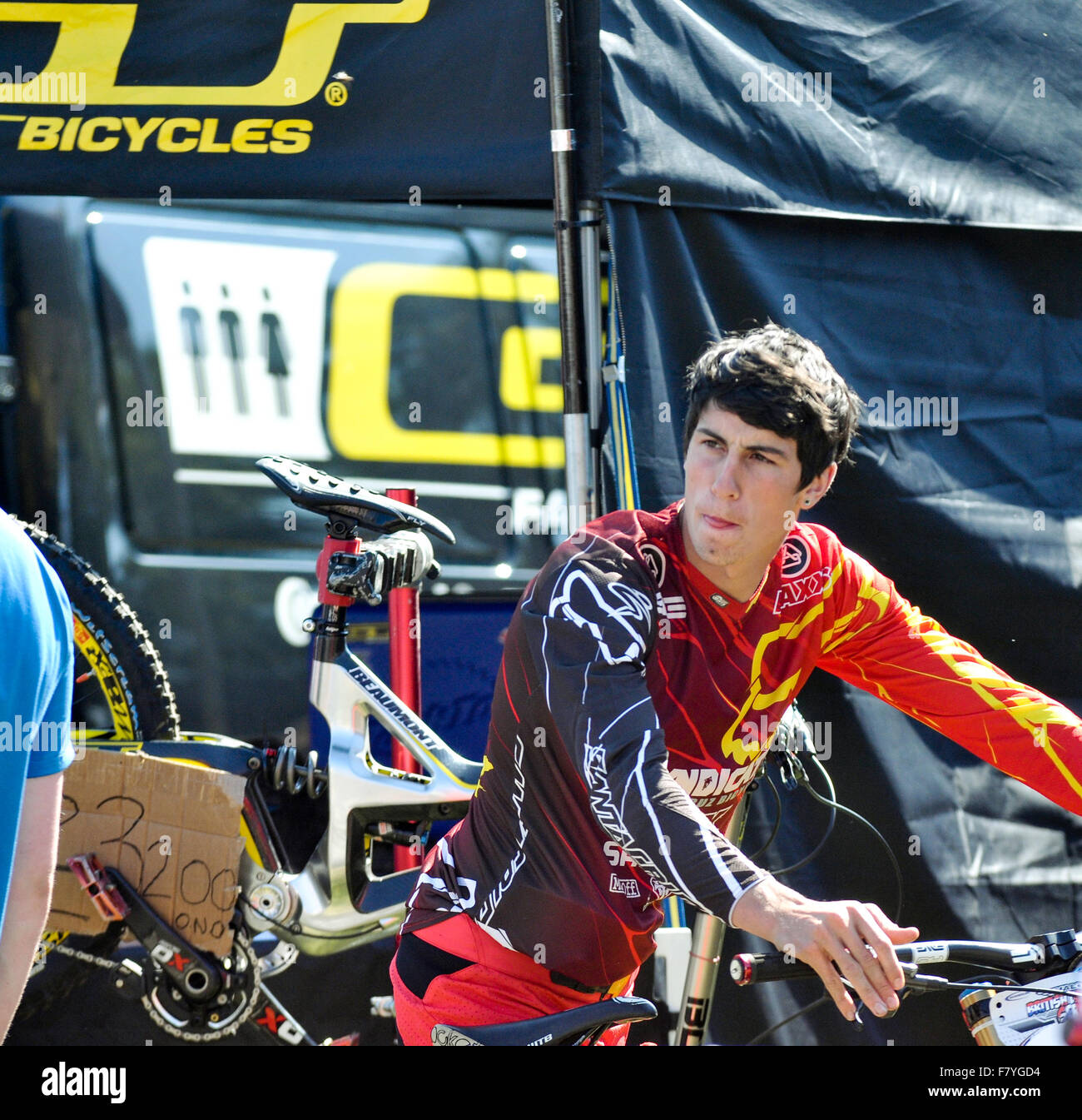 Josh Bryceland in the pits at a British Downhill National Championship ...