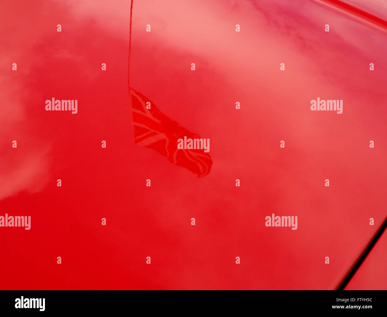 Union jack flag reflection hi-res stock photography and images - Alamy