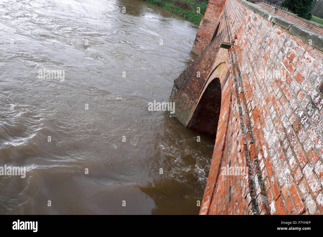 Brick built bridge hi-res stock photography and images - Alamy