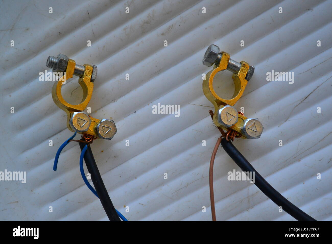Car battery hi-res stock photography and images - Alamy