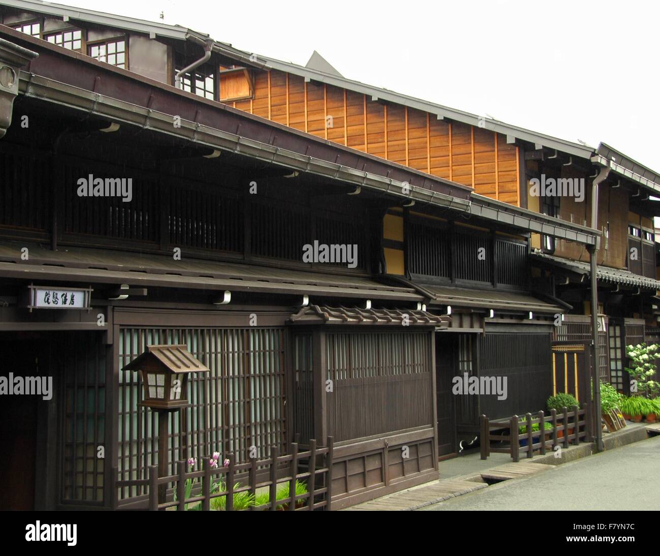 Traditional roof tiles japan hi-res stock photography and images - Alamy