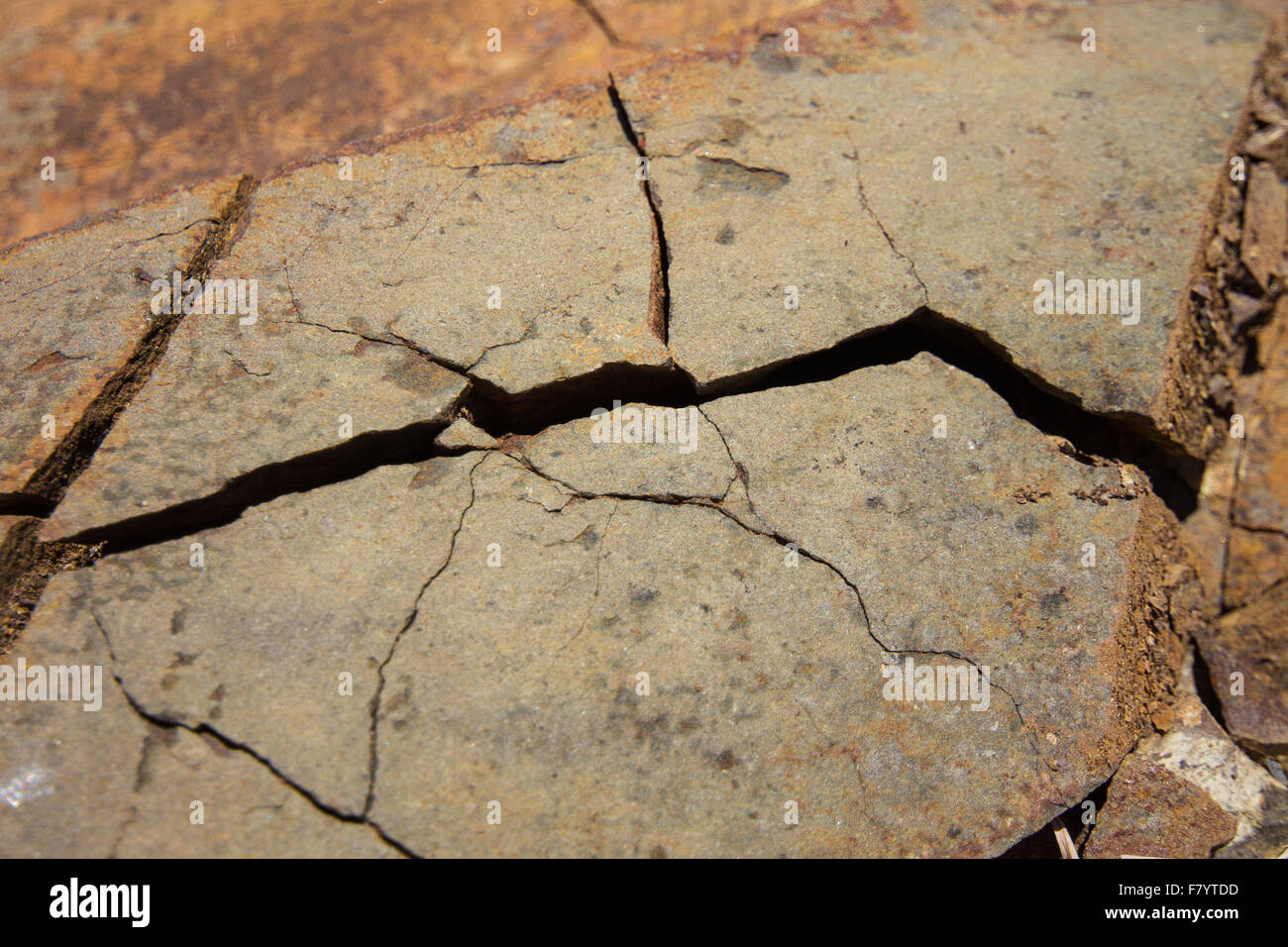 Cracked rock hi-res stock photography and images - Alamy
