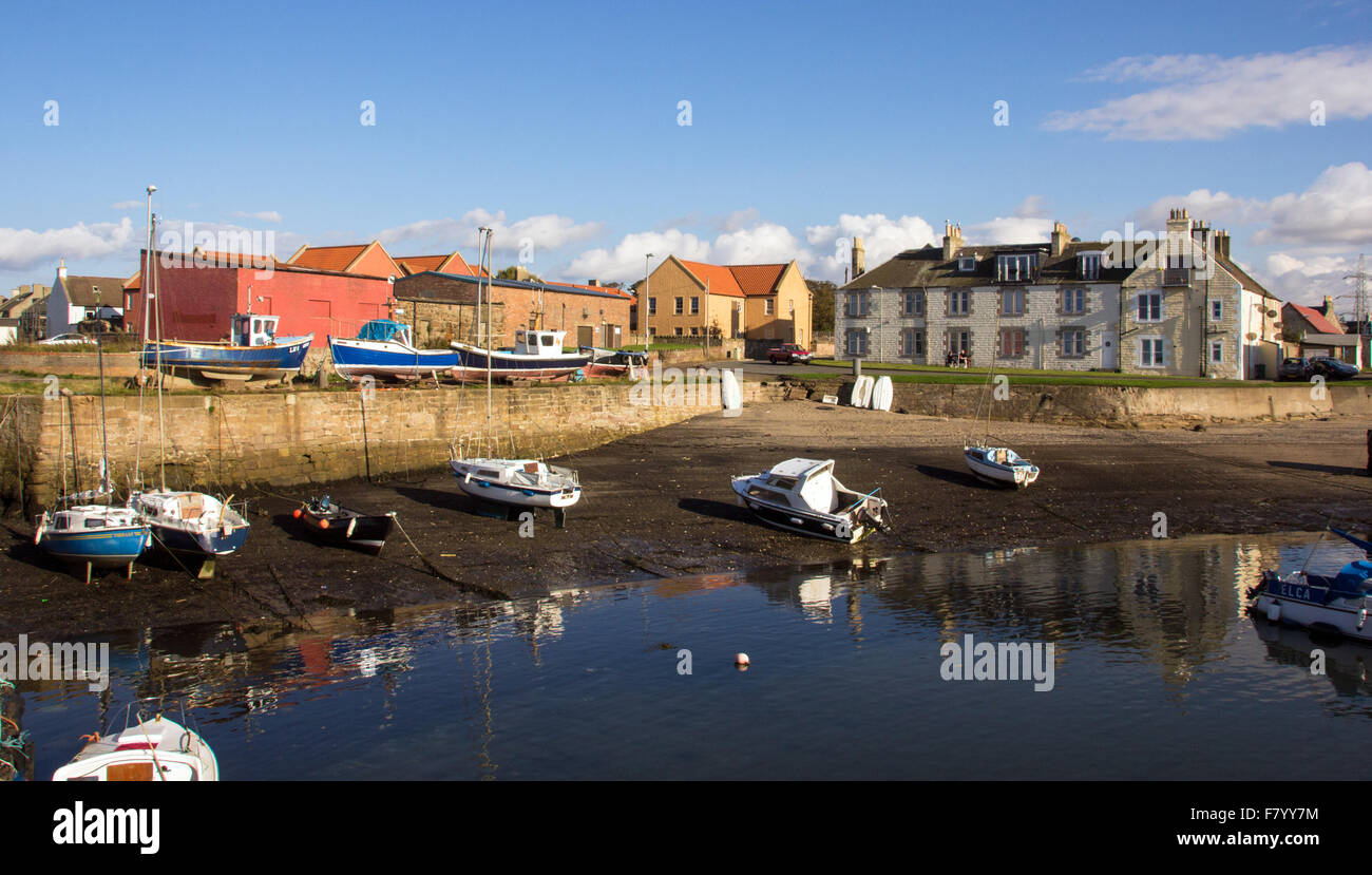 Port seton harbour hi-res stock photography and images - Alamy