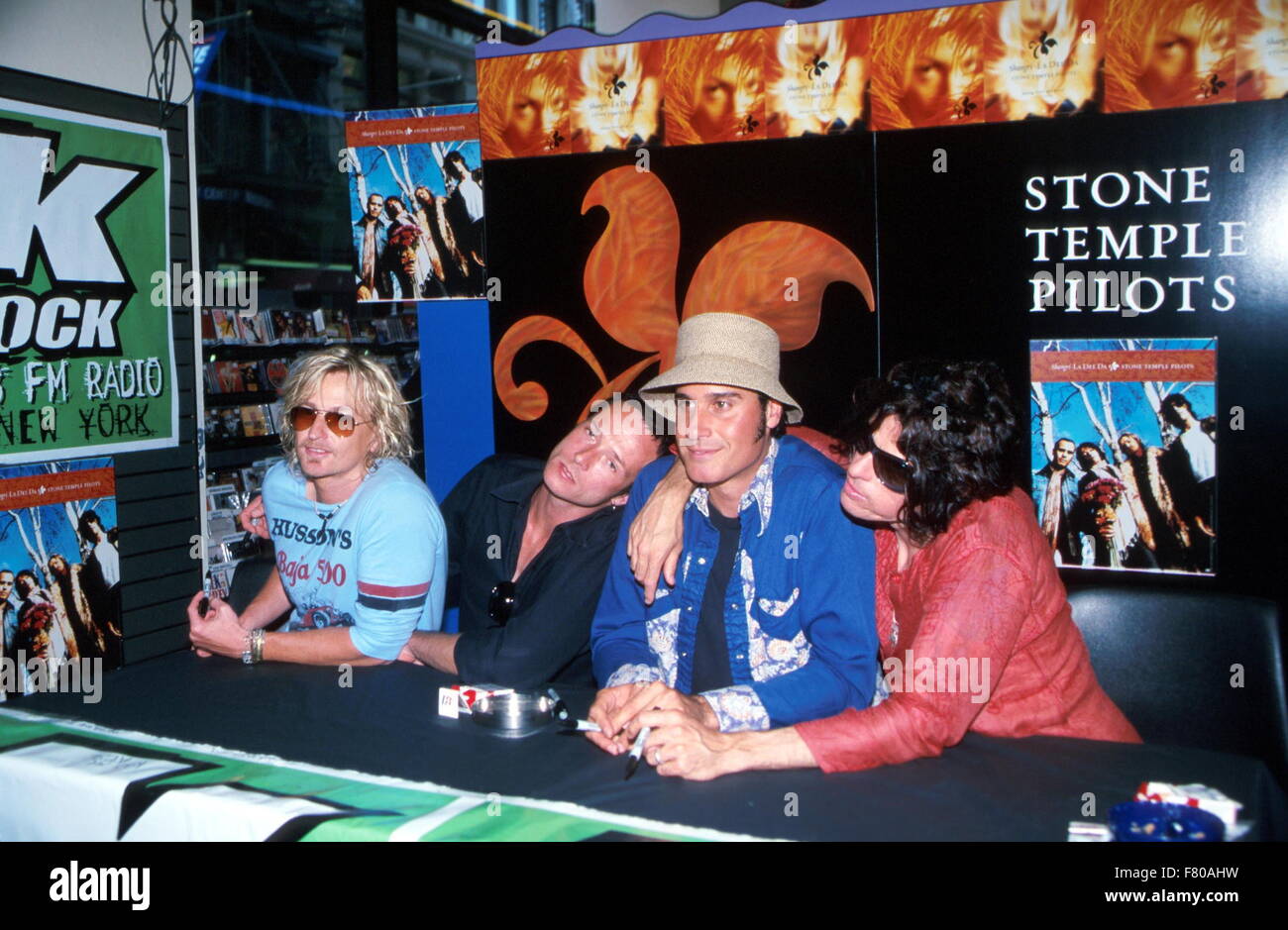 File. 3rd Dec, 2015. SCOTT WEILAND, best known as the lead singer for ...