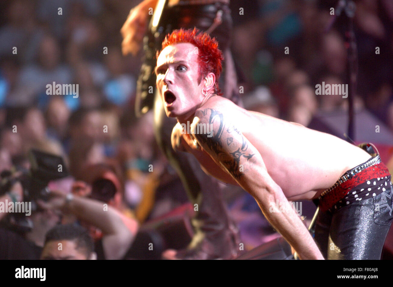 File. 3rd Dec, 2015. SCOTT WEILAND, best known as the lead singer for ...