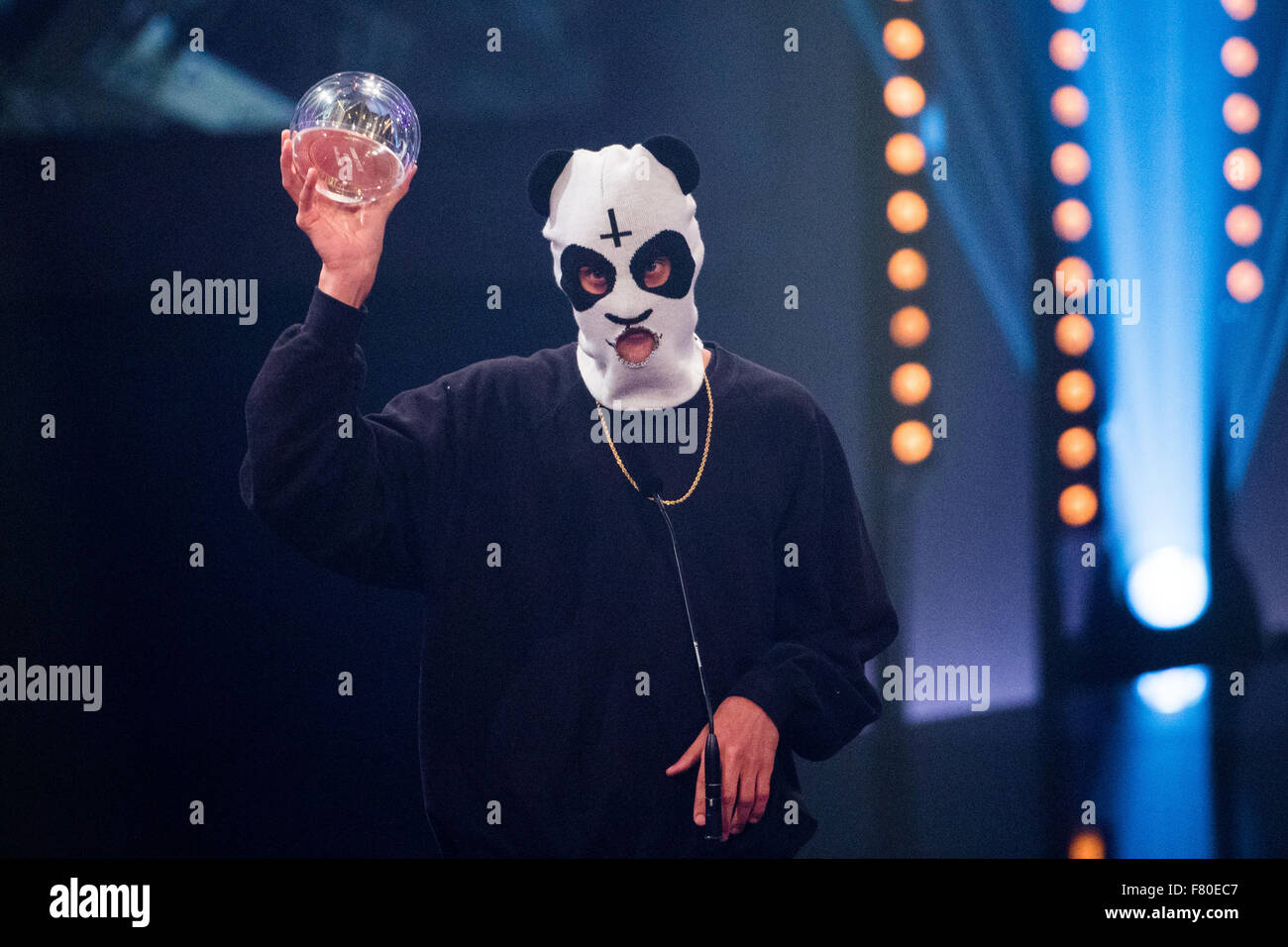 Receivesa hi-res stock photography and images - Alamy