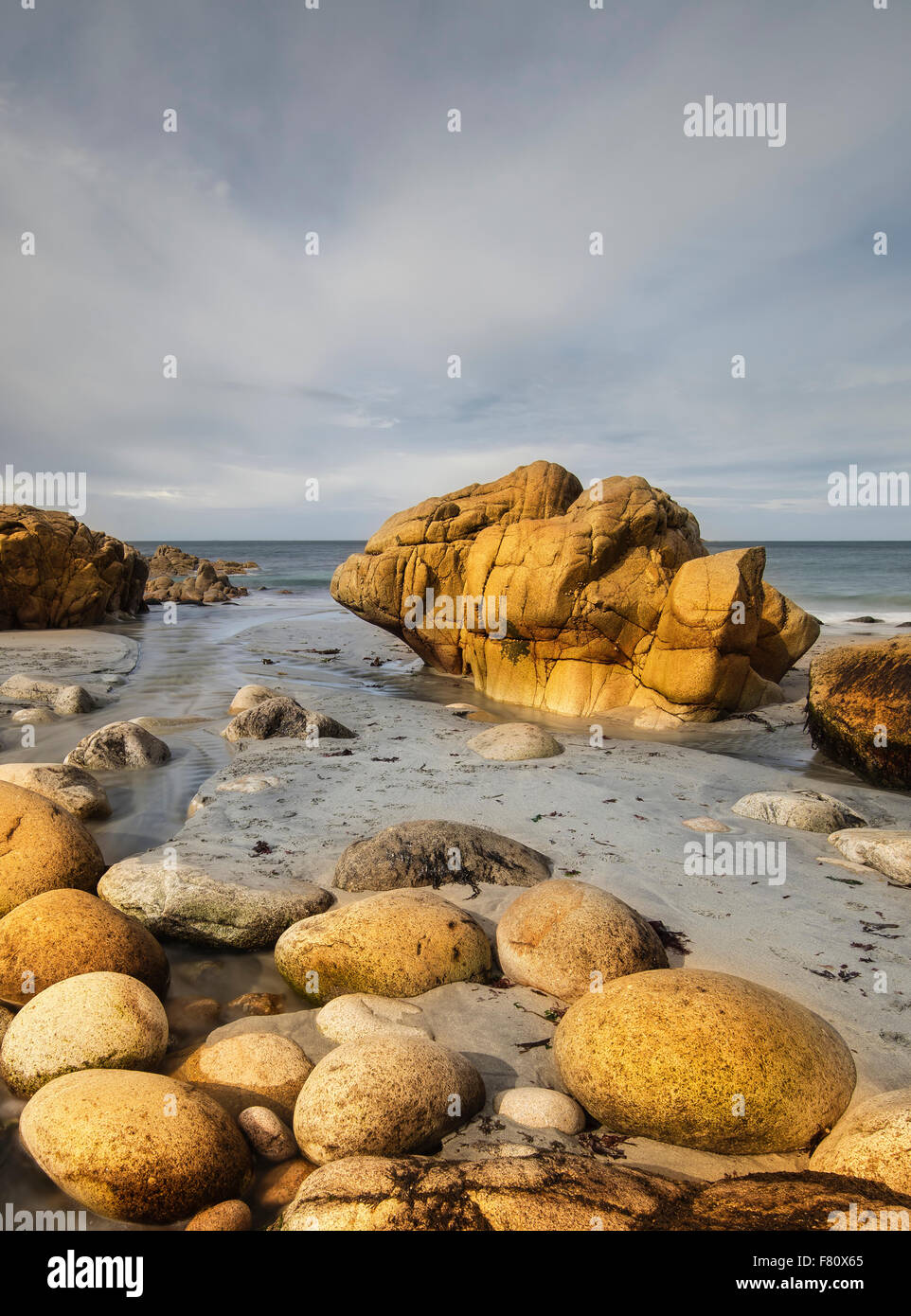 Sand and shore hi-res stock photography and images - Alamy