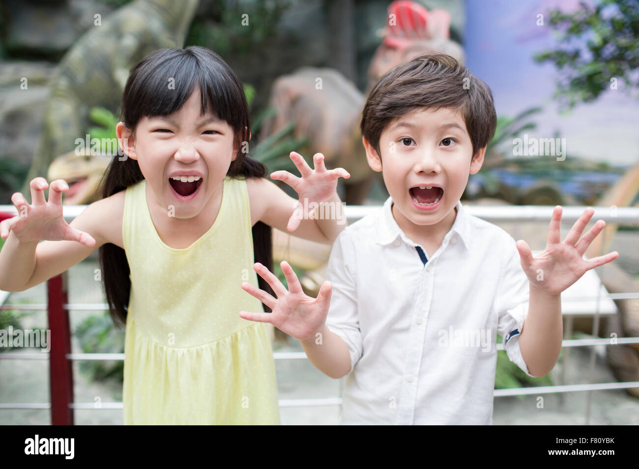 Children making faces hi-res stock photography and images - Alamy