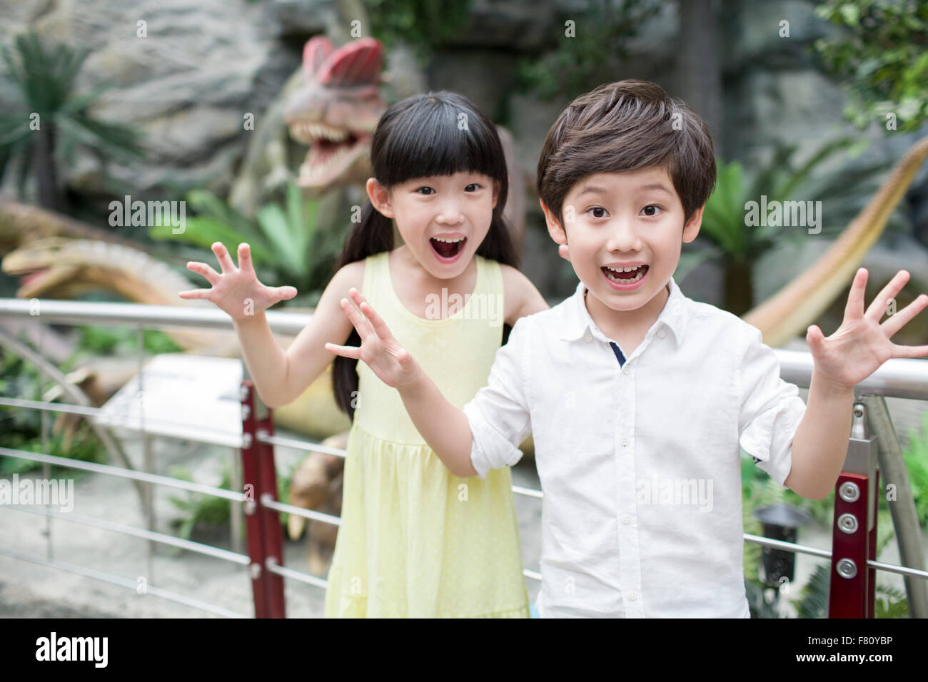 Children making faces hi-res stock photography and images - Alamy