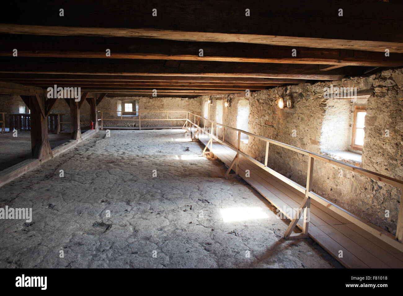 Medieval floor hi-res stock photography and images - Alamy