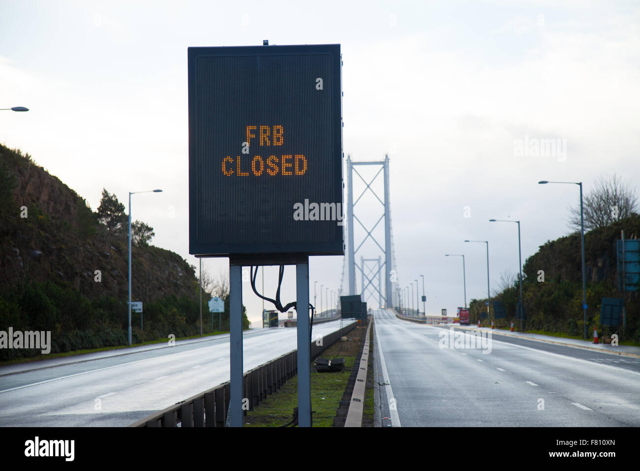 North Queensferry, Fife, Scotland. 04th December, 2015. An Empty Forth ...