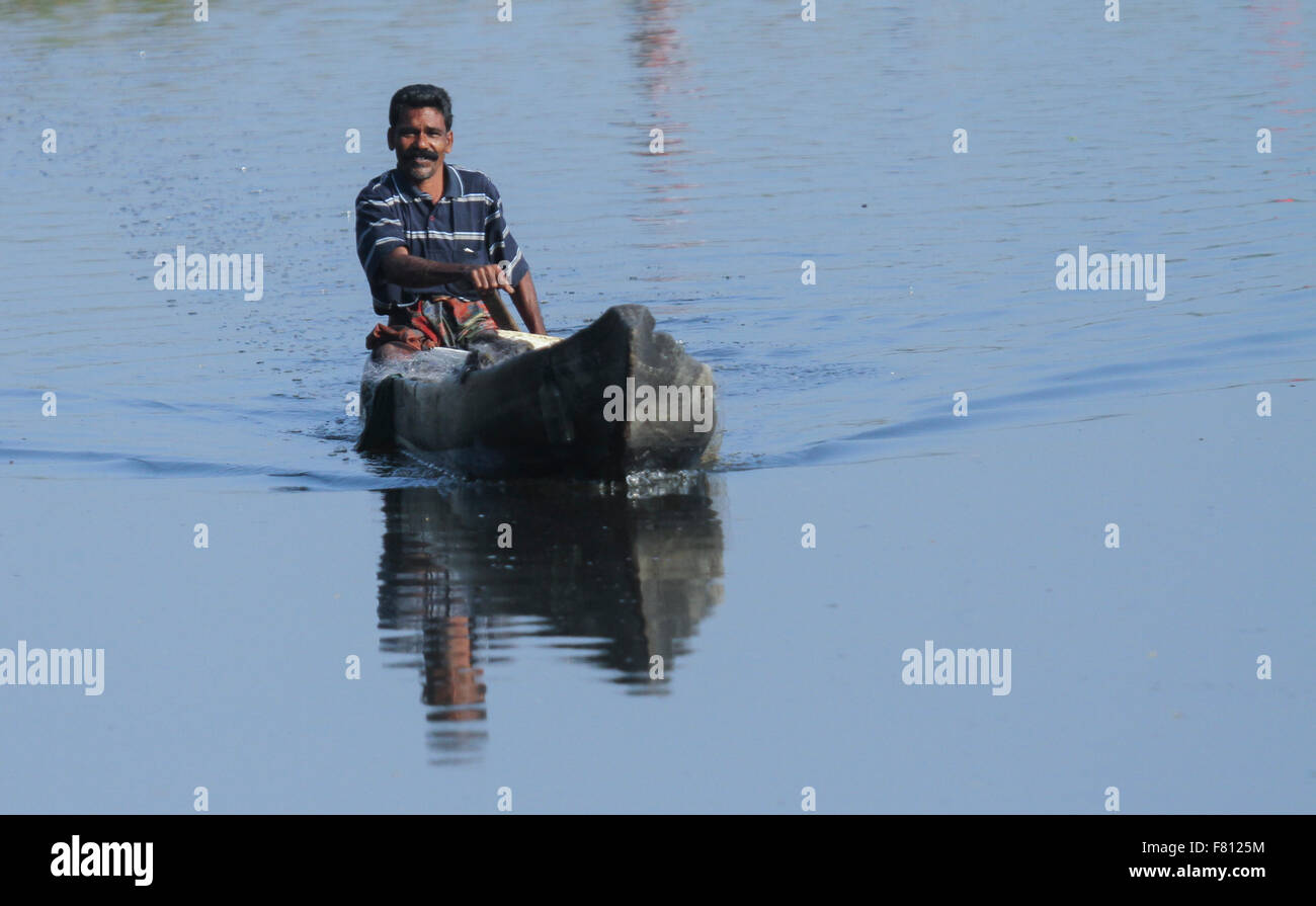 a man rowing boat Stock Photo - Alamy