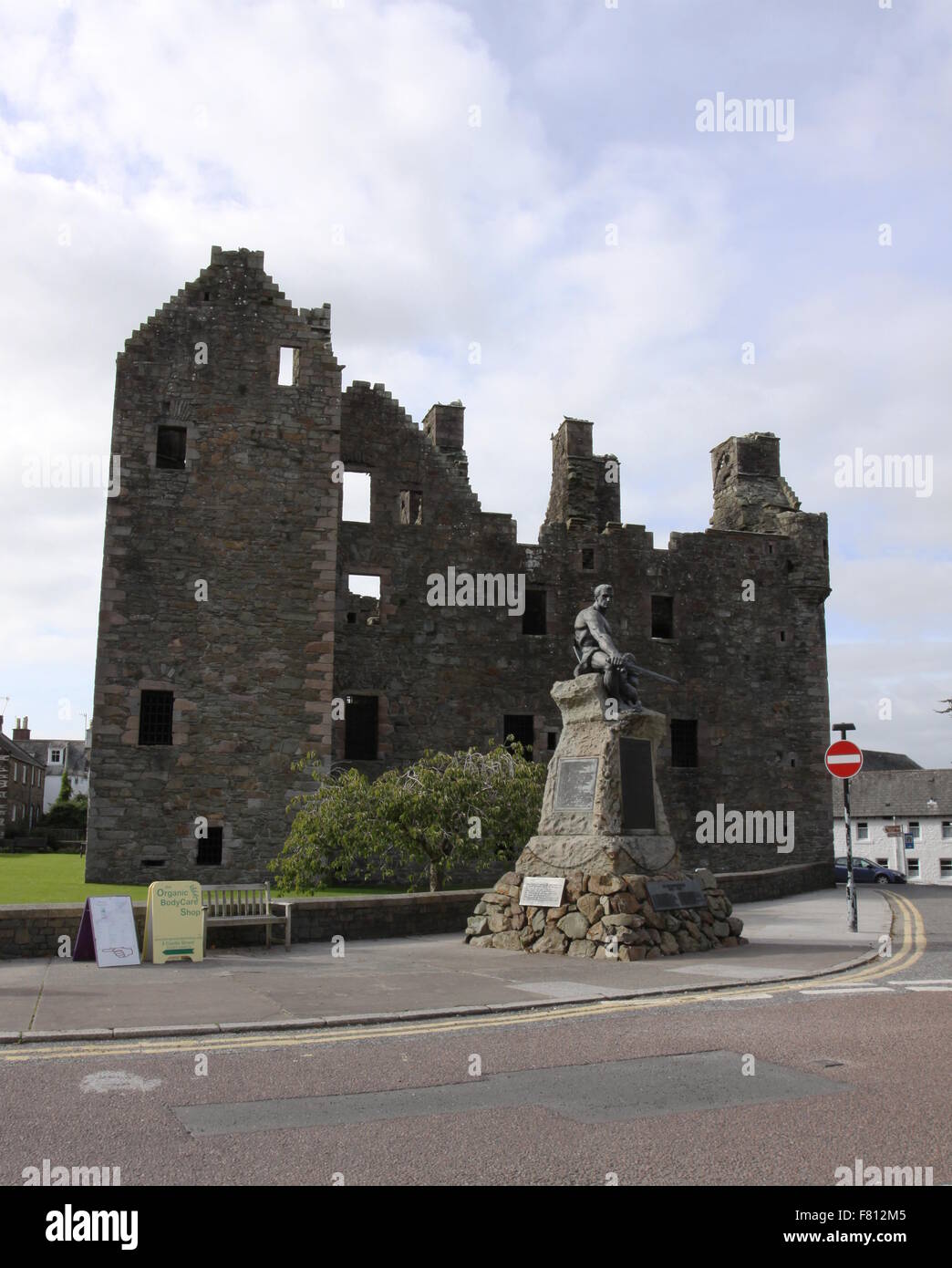 Exterior of Maclellan's castle Kirkcudbright, Dumfries and Galloway ...