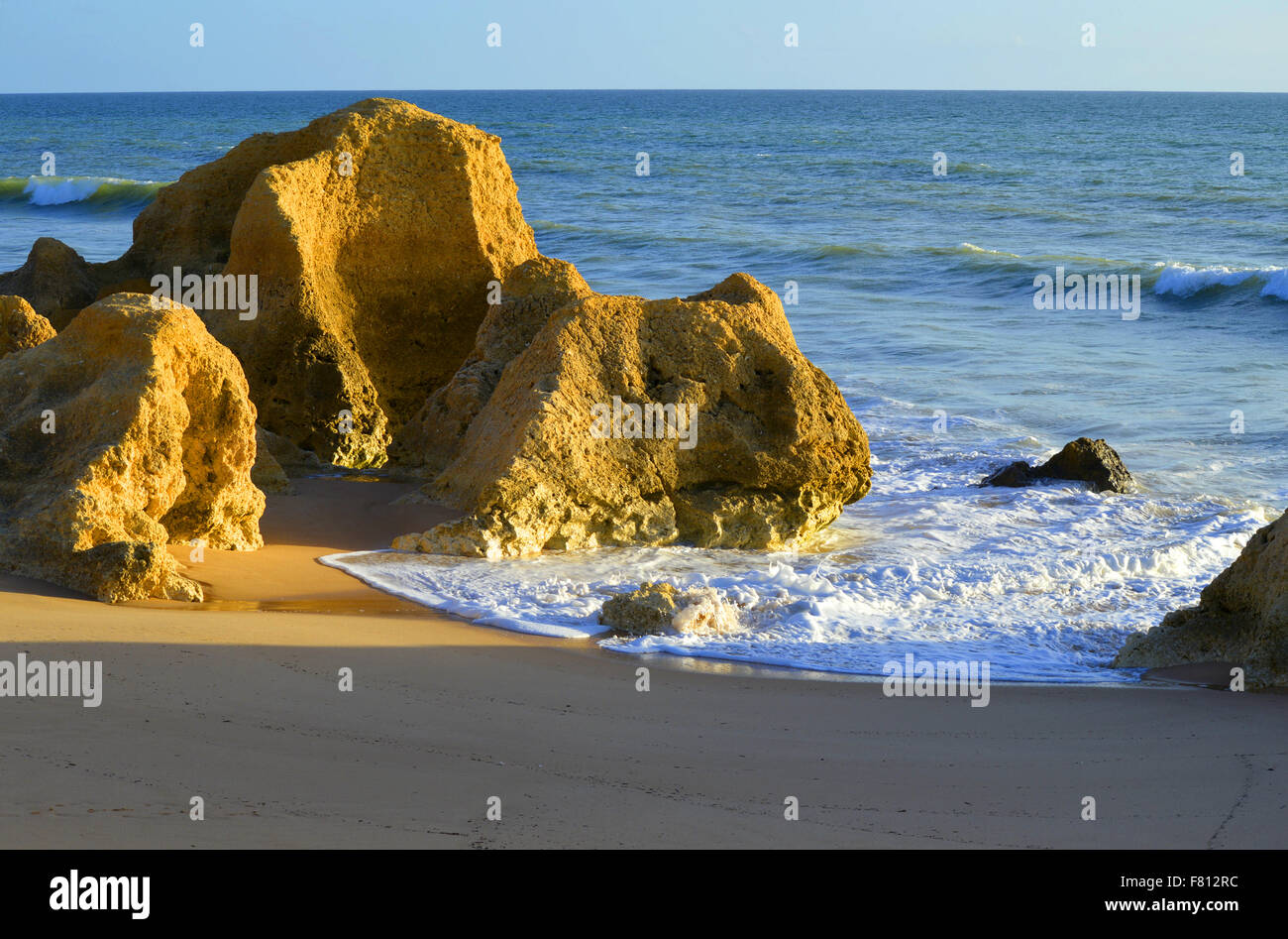 Praia Da Gale Beach spectacular rock formations on the Algarve coast ...