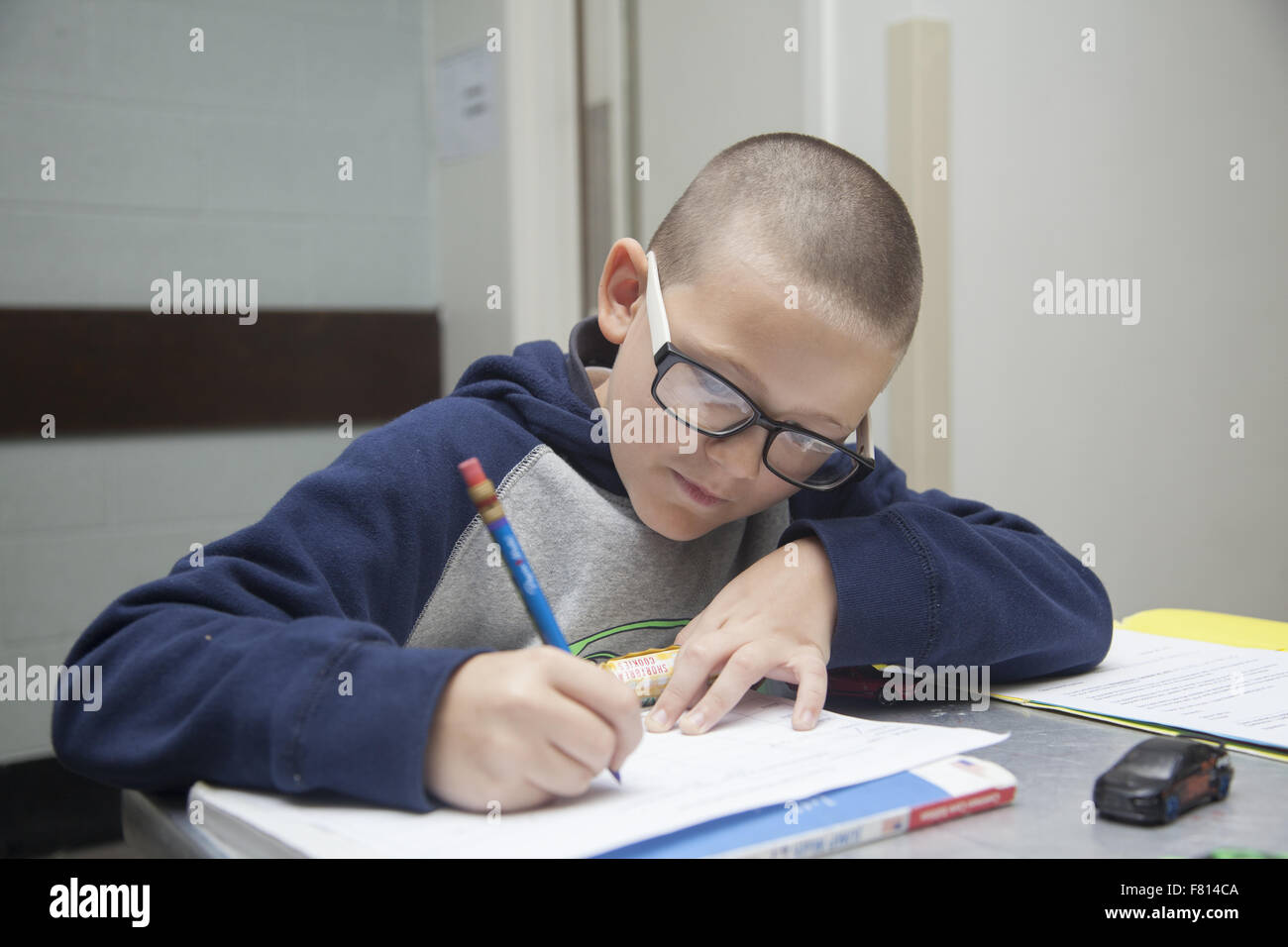Lower elementary school hi-res stock photography and images - Alamy