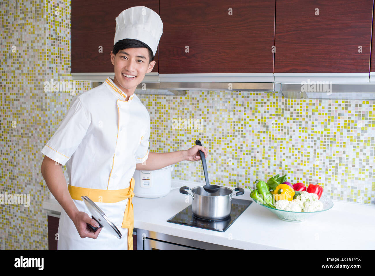 Indian home maid hi-res stock photography and images - Alamy