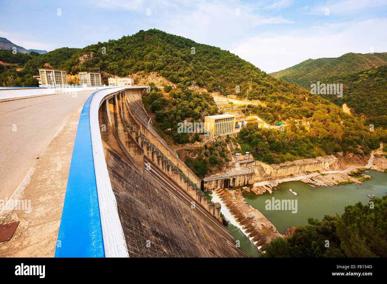 Dam at ter river sau reservoir hi-res stock photography and images - Alamy