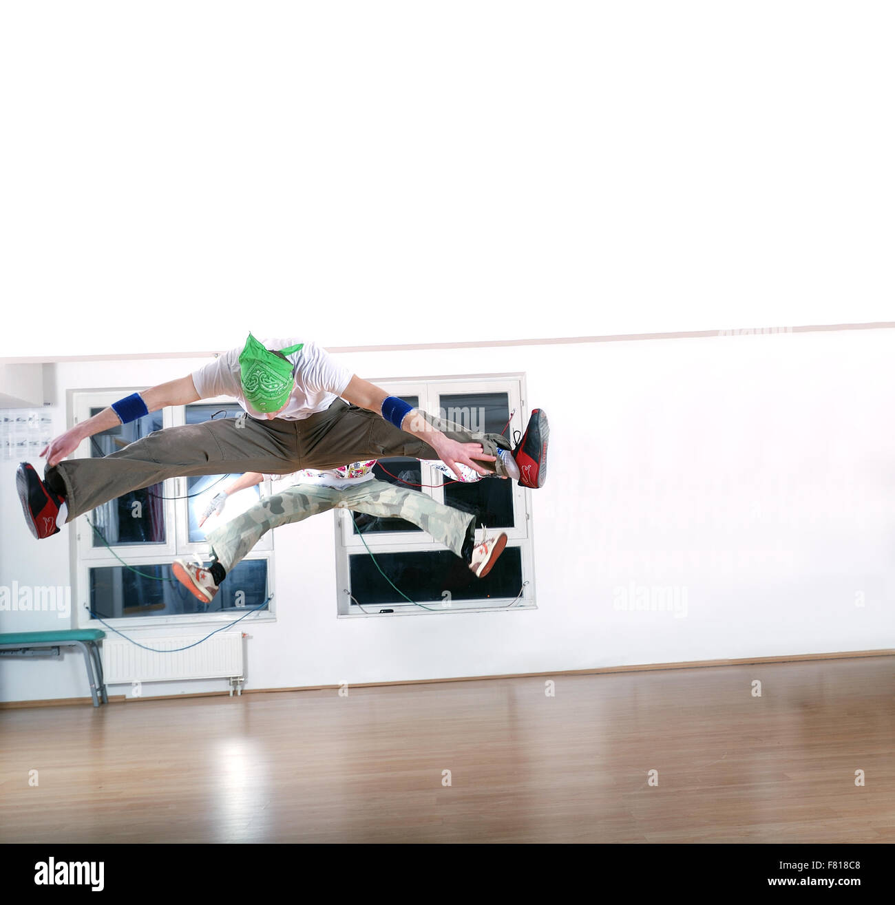 Jump dance group isolated hi-res stock photography and images - Alamy