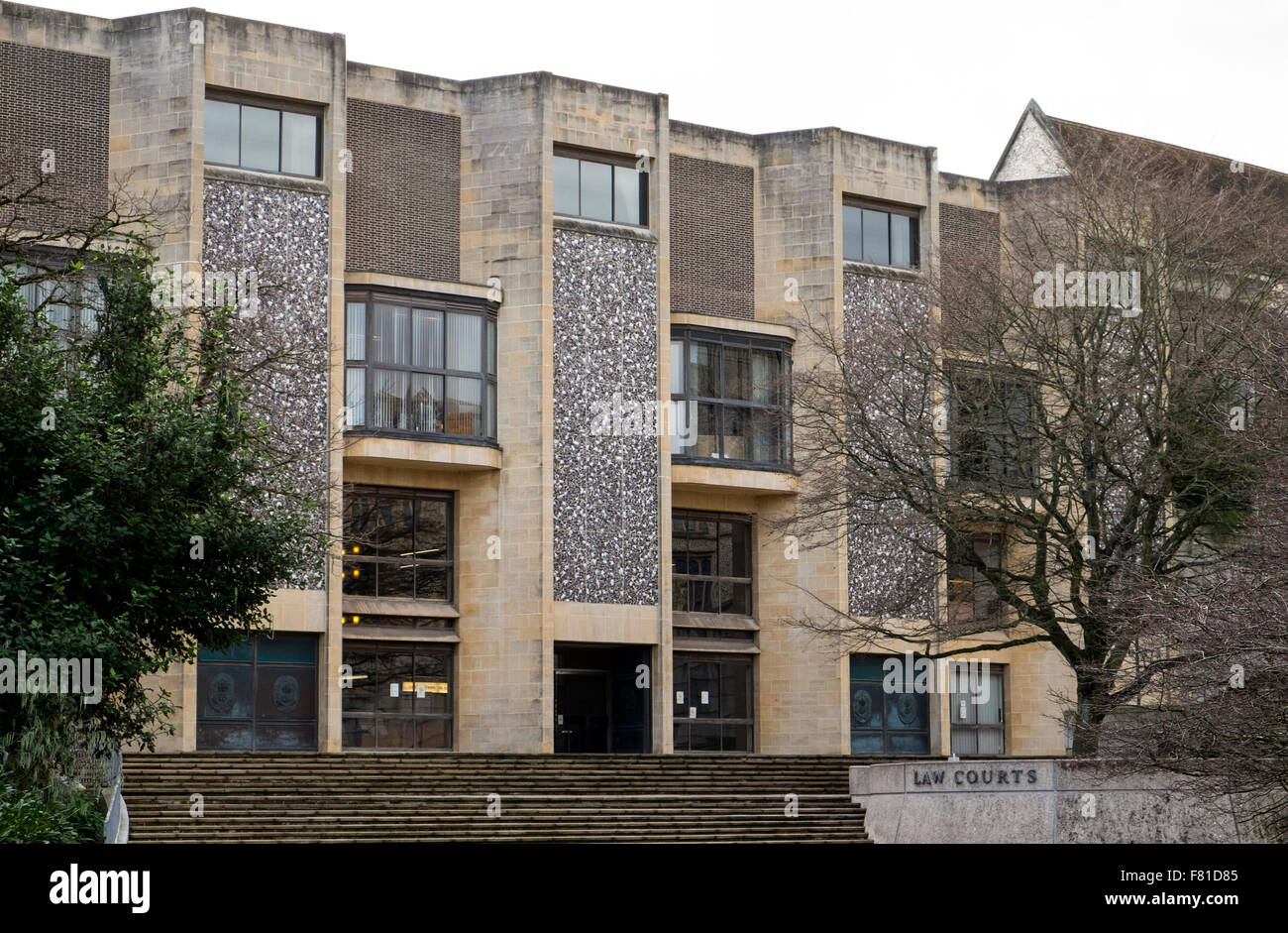 Winchester crown court hampshire hi-res stock photography and images ...