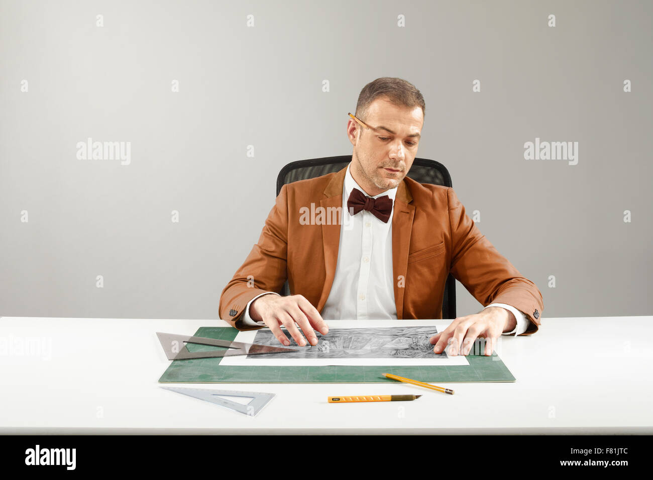 Drafting table hi-res stock photography and images - Alamy